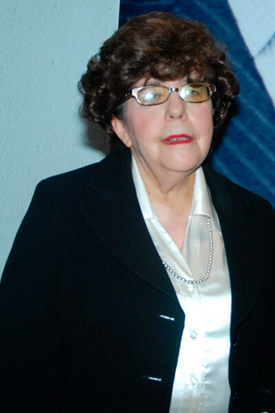 ¿Quienes son los escritores postulados al Premio Nacional Eugenio Espejo?