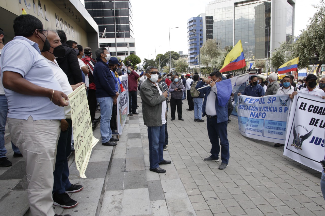 Caso Isspol: siete detenidos en allanamientos por falsedad de ...