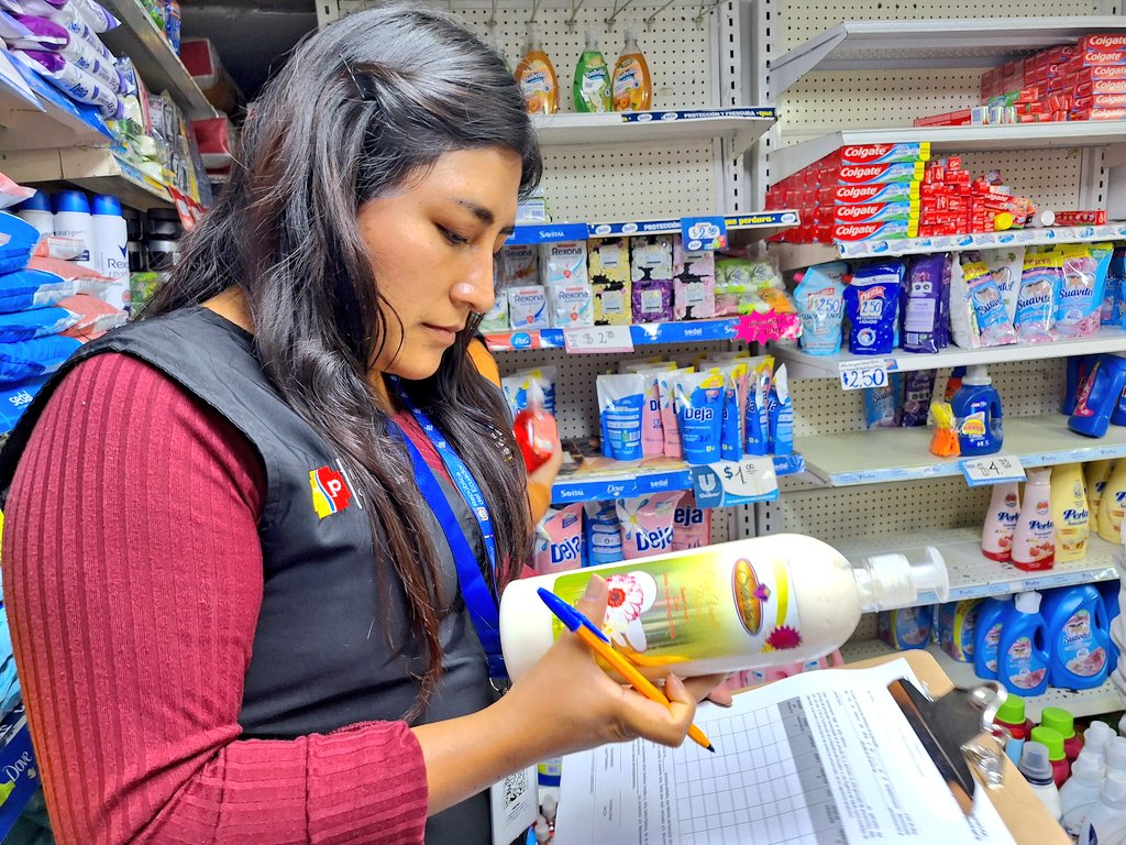 Arcsa clausura local de cadena de supermercados tras hallar cucarachas ...