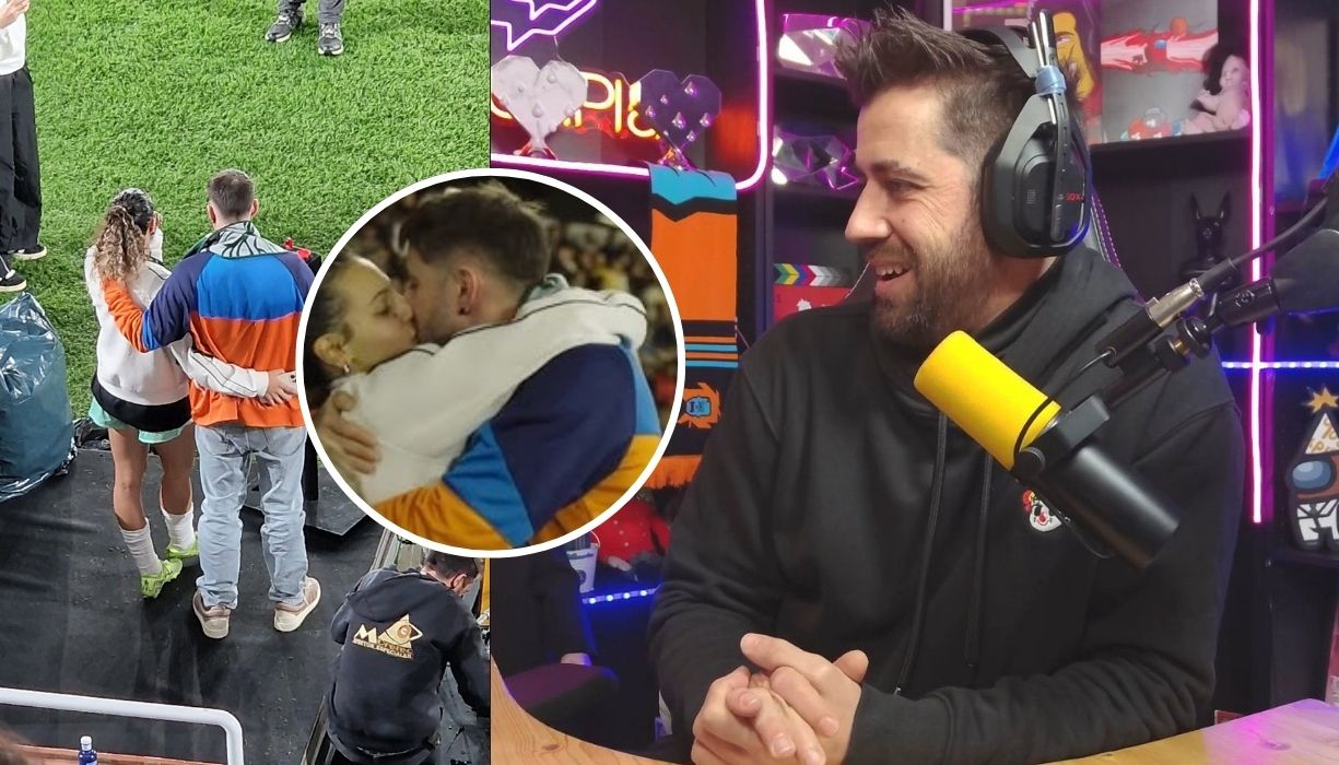 Auronplay hace oficial su nueva relación con un beso en pleno estadio