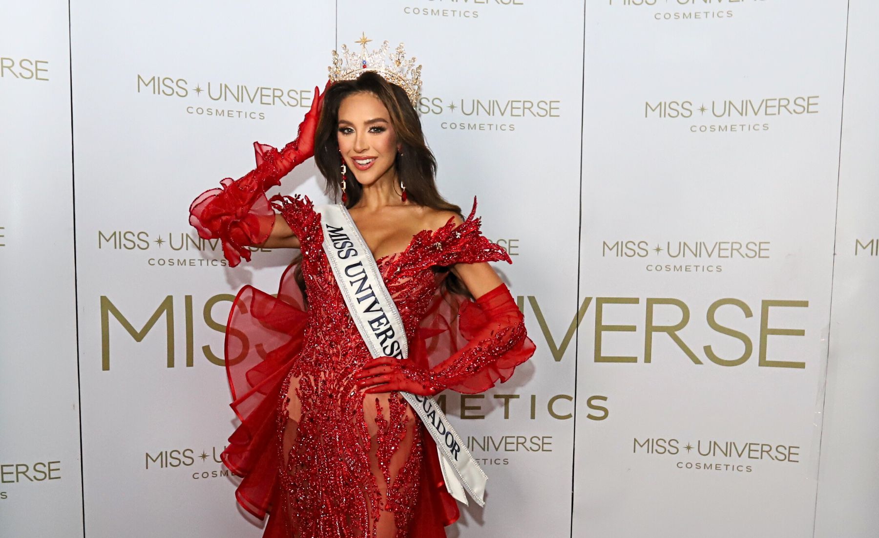 Nadia Mejía destaca en Miss Universo 2025: sus looks conquistan a Tailandia