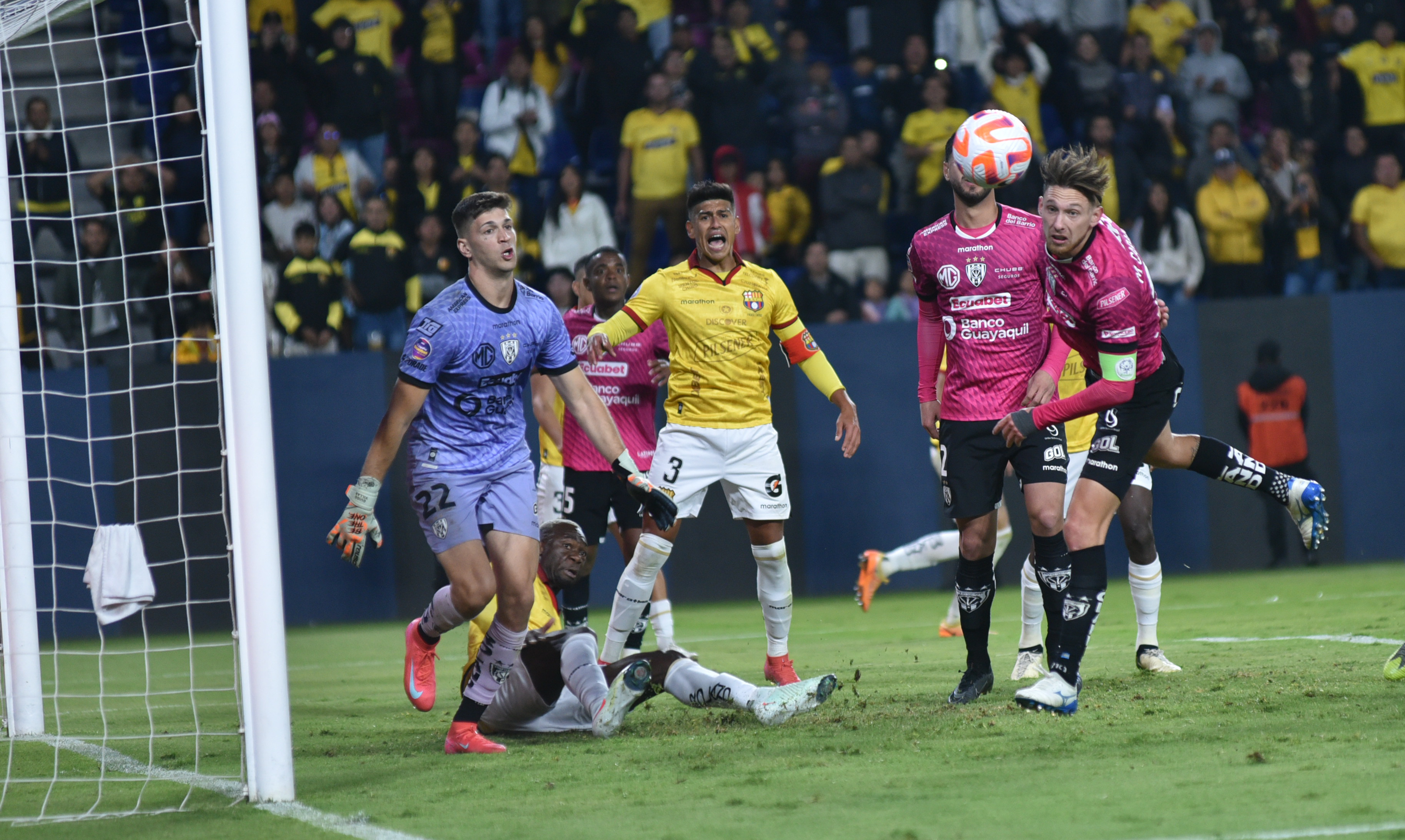 Aída Tomorrow revela que Mbappé le envió una misteriosa foto por redes ...