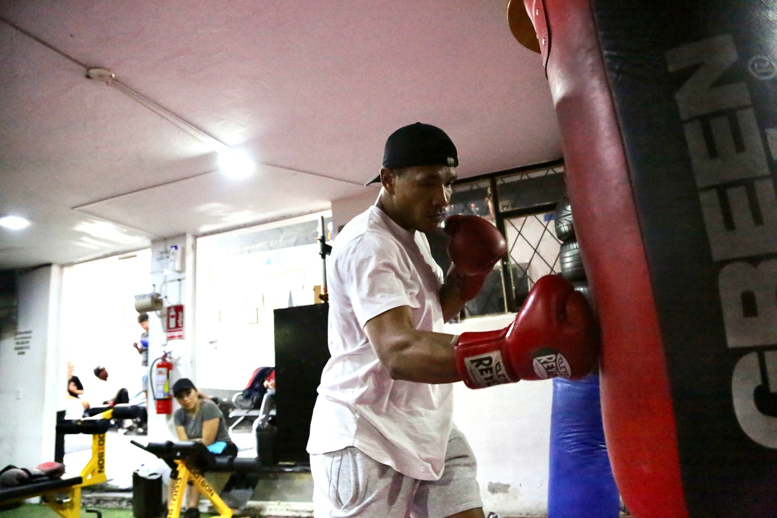 Erick Bone: "Motiva volver a boxear en casa"