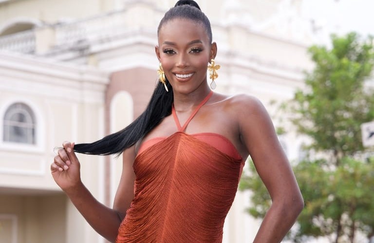 Alexandra Mina rumbo a Vietnam al Miss Cosmo