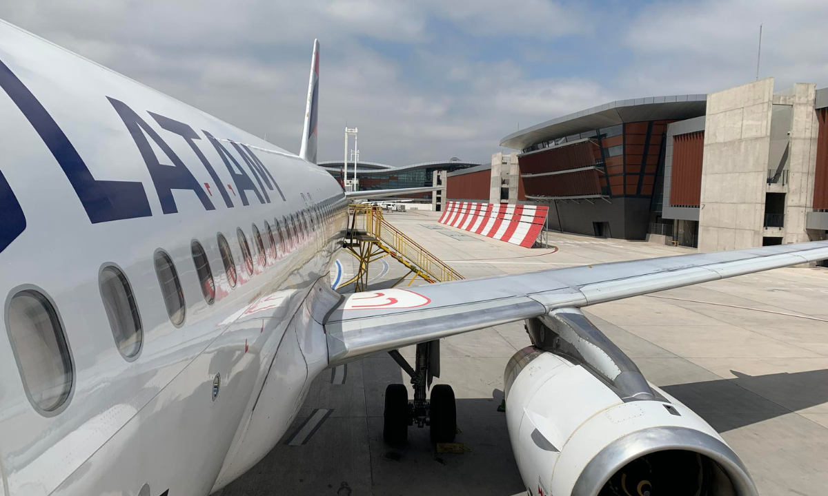 Latam Airlines suspende vuelos a Venezuela tras alerta de EE.UU.