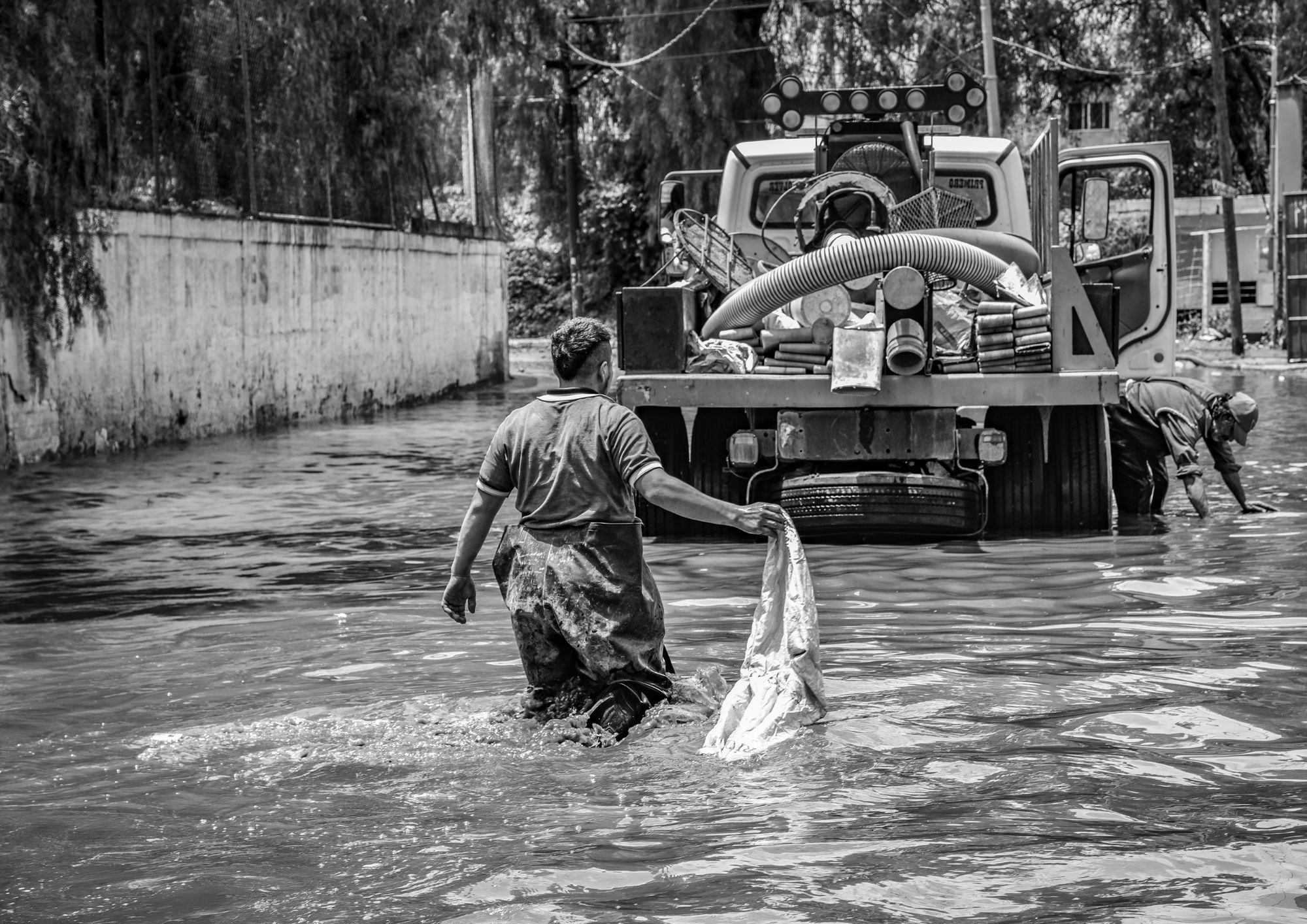 UTPL desarrolla tecnología para anticipar inundaciones y deslizamientos ...