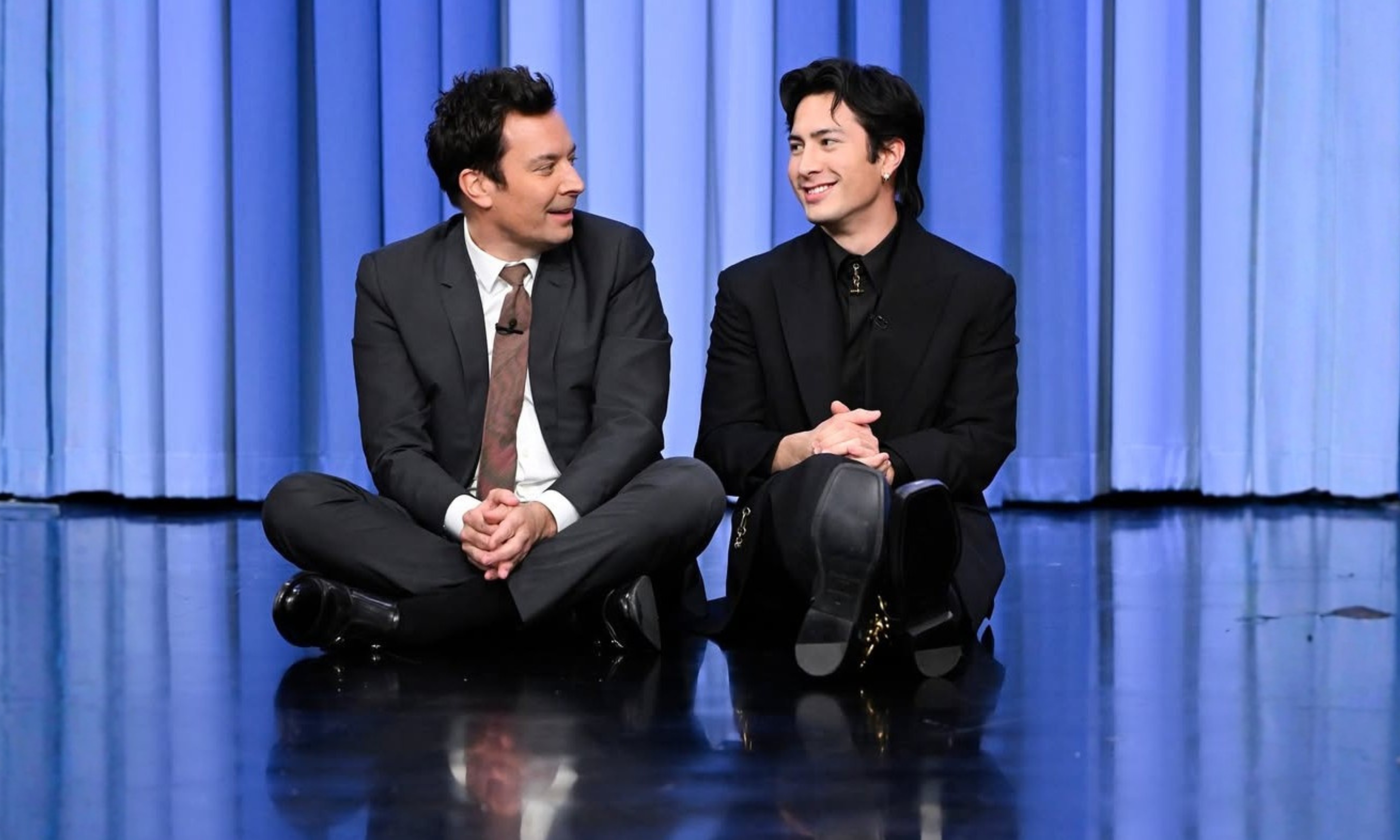 Hudson Williams apareció en el show de Jimmy Fallon tras el éxito de ...