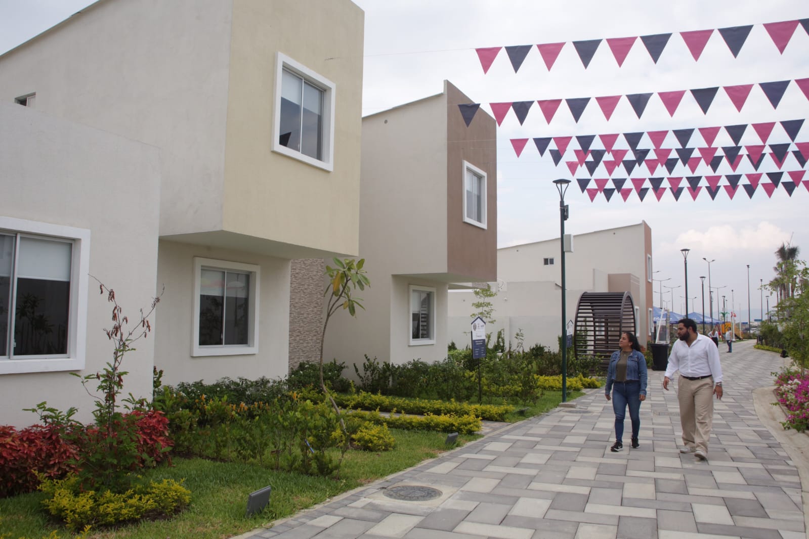 BDE impulsa vivienda y empleo con crédito de 3 millones de dólares a ...