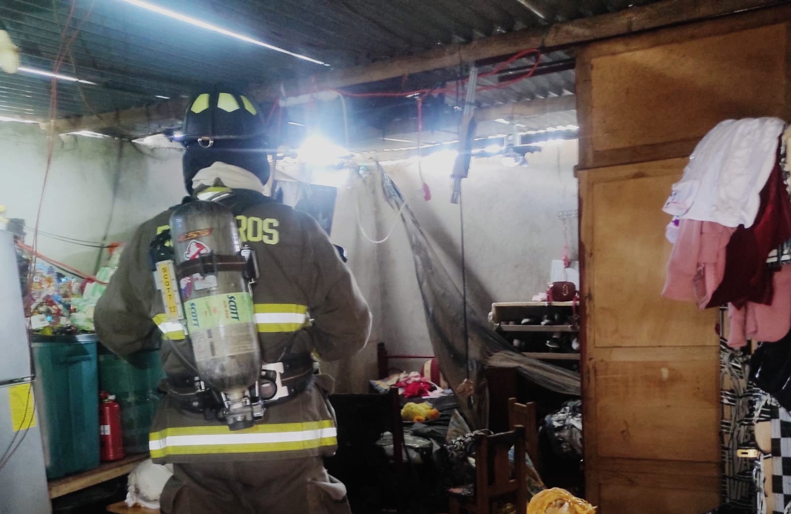 Emergencia por explosión de gas GLP se registra en el cantón Mejía