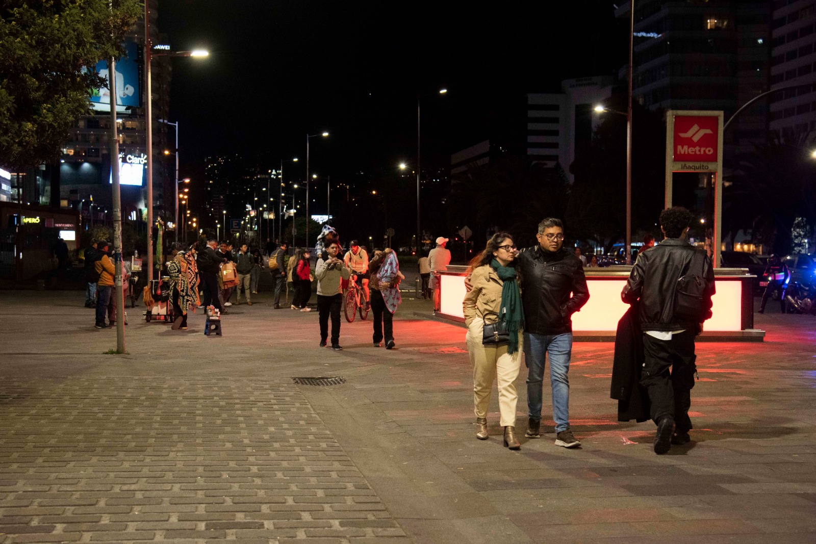 Quito inicia la Revisión Técnica Vehicular 2026: costos, multas y cómo ...